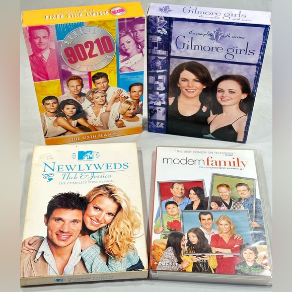 Media | Lot Of 4 Dvd Sets 9210 Newlyweds Gilmore Girls Modern Family | Poshmark
